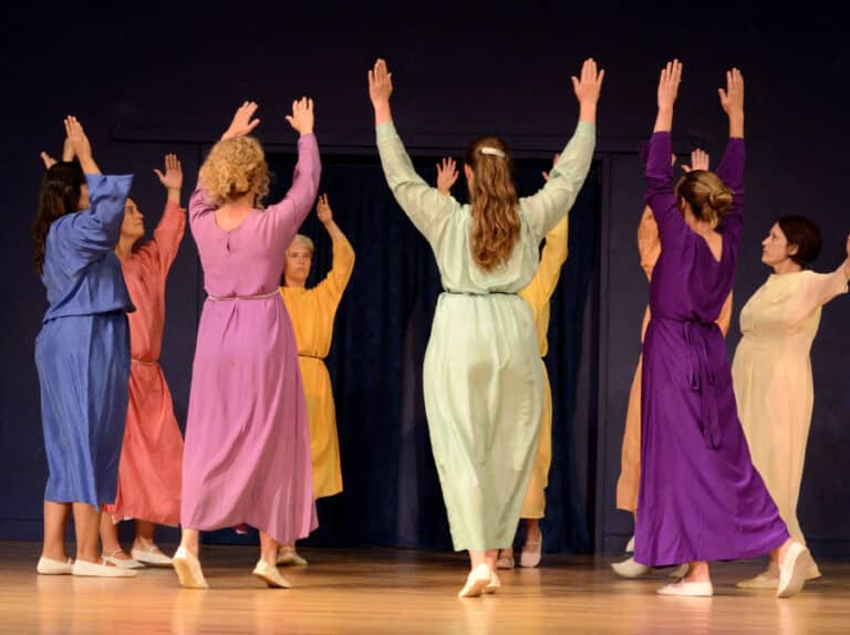 An Ode to Eurythmy: Reflections on Why We Need Eurythmy in Our schools ...